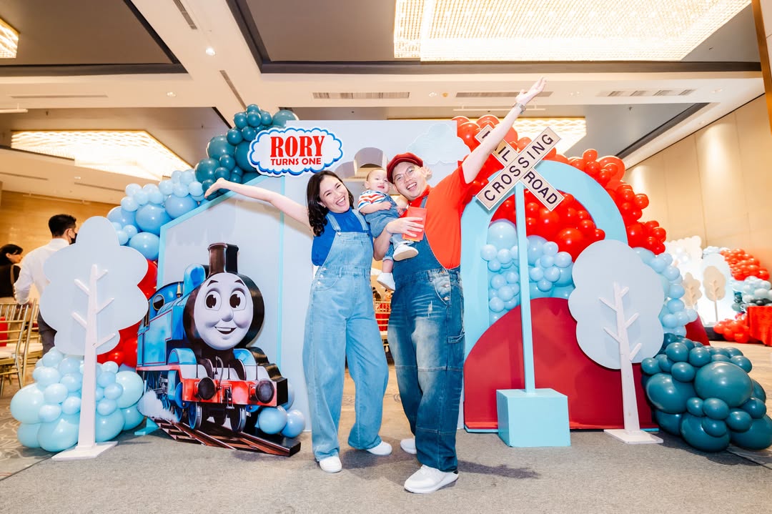 STYLE IT DAINTY – Clean, Minimalist Styling Full Event Styling Styled ...