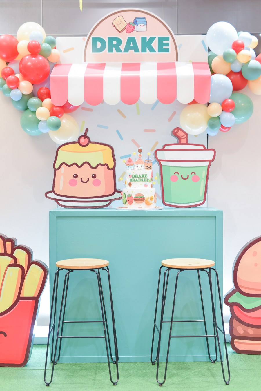 STYLE IT DAINTY – Clean, Minimalist Styling Full Event Styling Styled ...