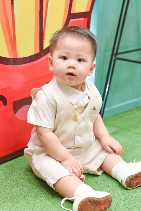 STYLE IT DAINTY – Clean, Minimalist Styling Full Event Styling Styled ...